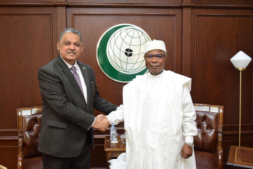 OIC Secretary-General Receives Pakistan’s Permanent Representative
