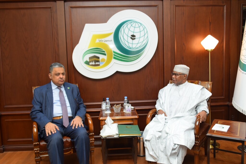 Secretary General Receives the Permanent Representative of Pakistan to ...