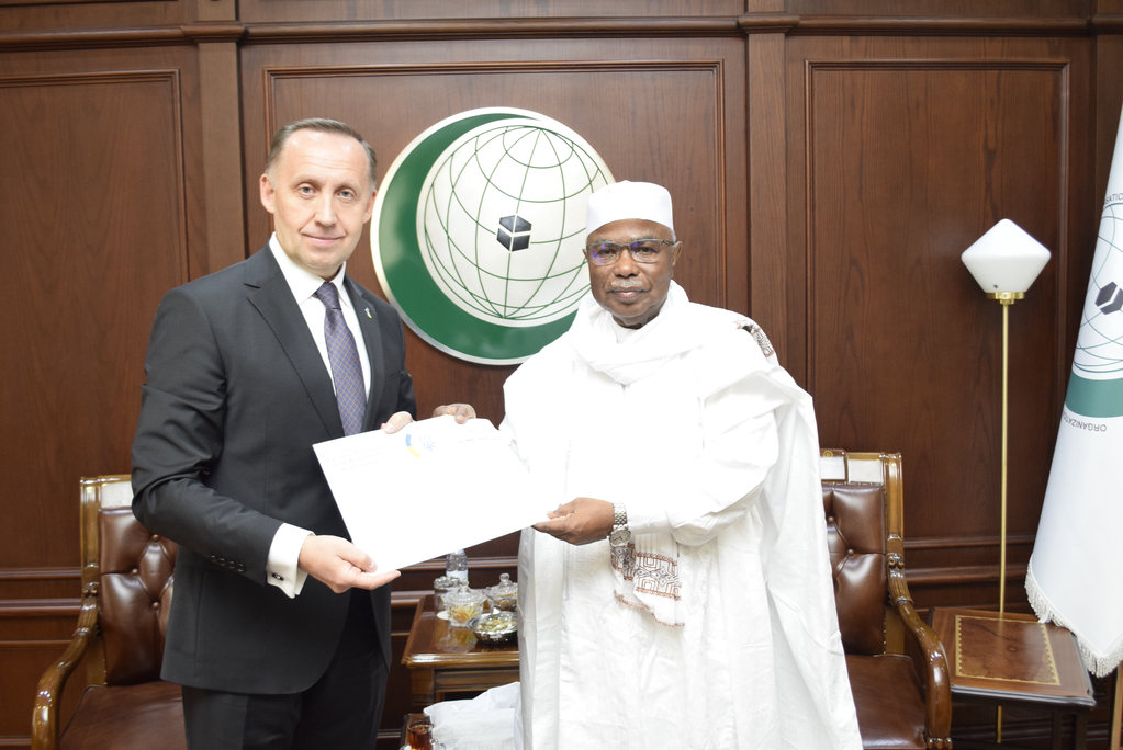 OIC Secretary-General Receives New Ukrainian Ambassador to Saudi Arabia