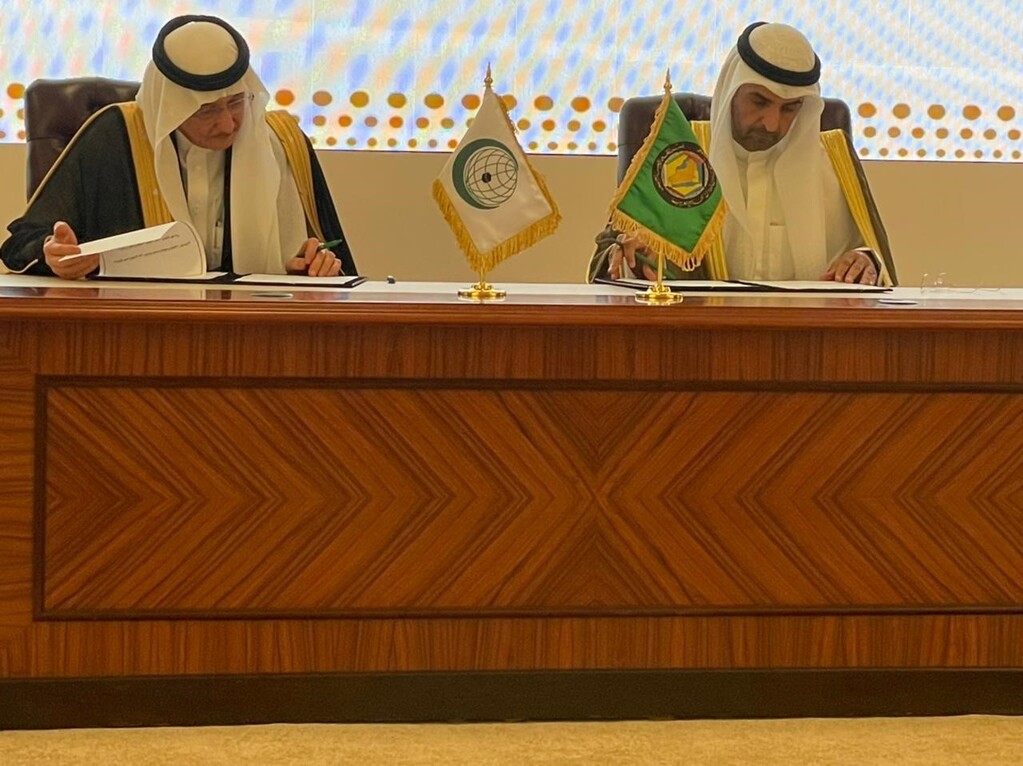 OIC and Cooperation Council sign an executive cooperation program